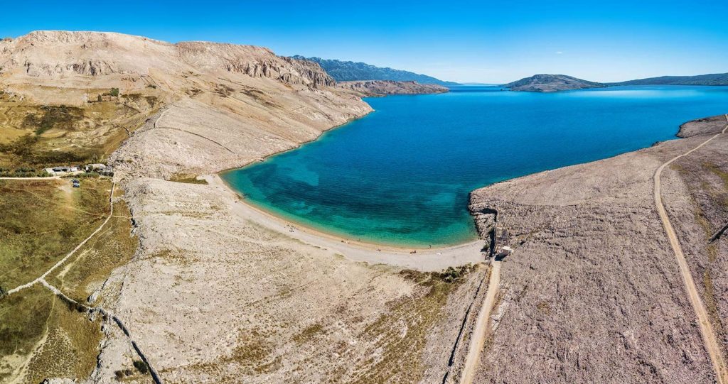 Beaches in Novalja : From Hidden Gems to Party Beaches. The A-Z Guide!