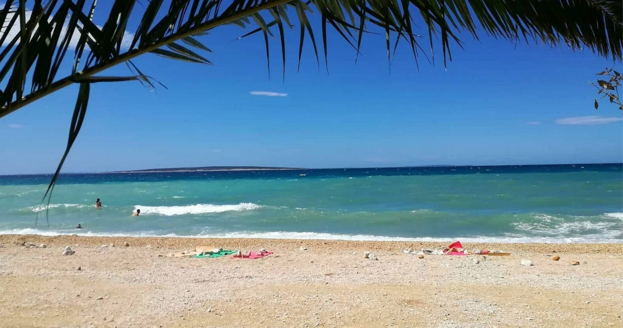 Beaches in Novalja : From Hidden Gems to Party Beaches. The A-Z Guide!